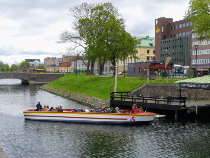 Malmö: A boat tour through the canals and around the city centre